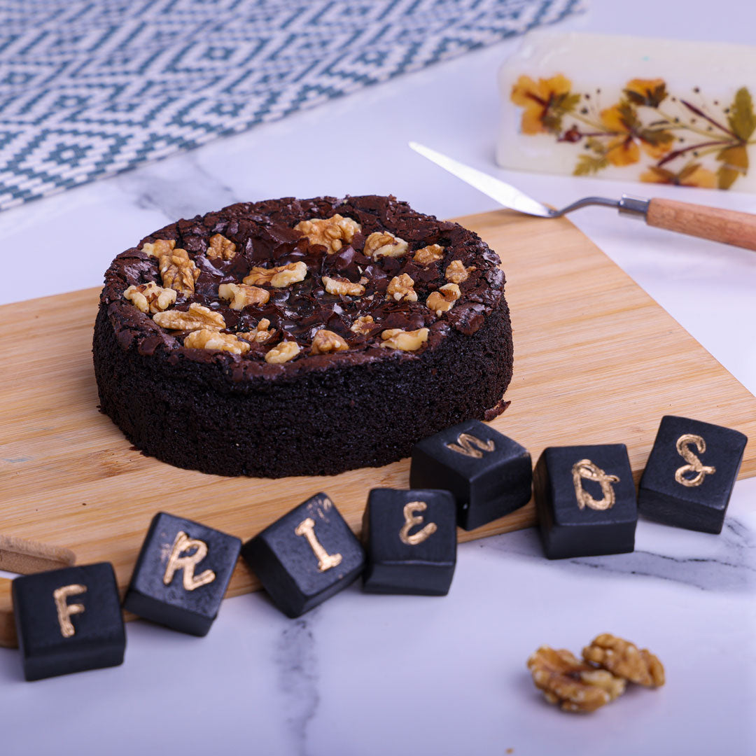 Friendship Day Cakes & Hampers | Order Friendship Day Gift Online ...